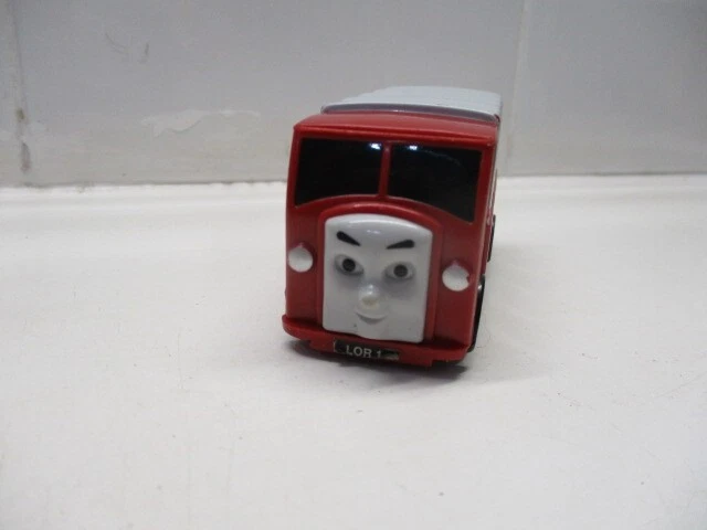 TOMY TRACKMASTER THOMAS the tank engine train set battery operated ...