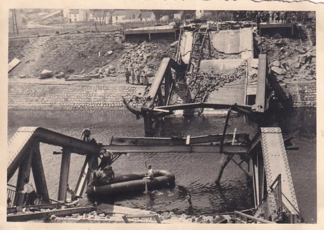 FOTO - ZERSTÖRTE Maas-Brücke - 2.WK EUR 2,99 - PicClick DE