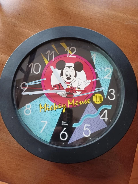 RARE VINTAGE RETRO 90s Disney "Mickey Mouse Club" Quartz Wall Clock ...