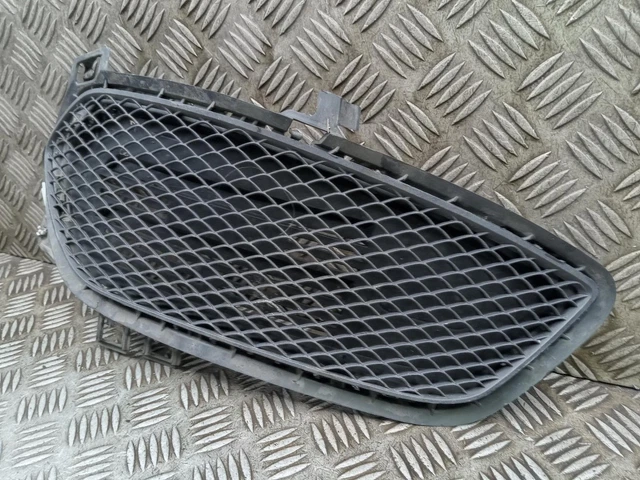 MERCEDES CLA GRILLE Front Bumper Lower Right A1178852322 C117 2013 ...