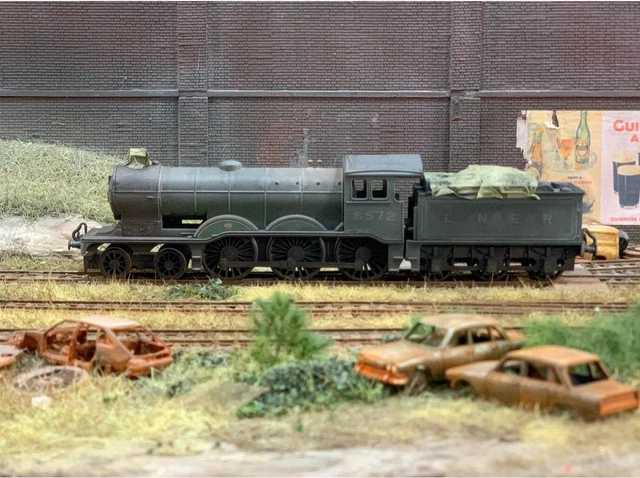 OO GAUGE LOCOMOTIVE weathered LNER B12 class. Ref N4 £26.99 - PicClick UK
