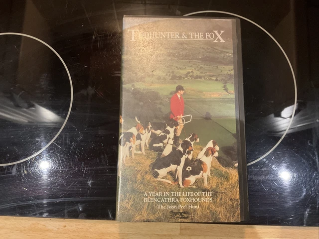 TODHUNTER AND THE Fox VHS £12.99 - PicClick UK
