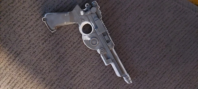 MANDALORIAN BLASTER/PROP /COLLECTABLE/COSPLAY/STAR WARS 3d printed £20. ...