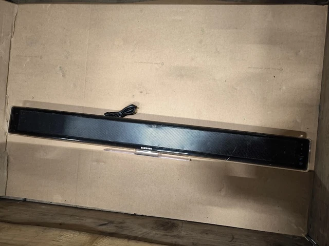 SAMSUNG HT-WS1 SOUNDBAR - For Parts, No Accessories, Signs of Use £8.46 ...