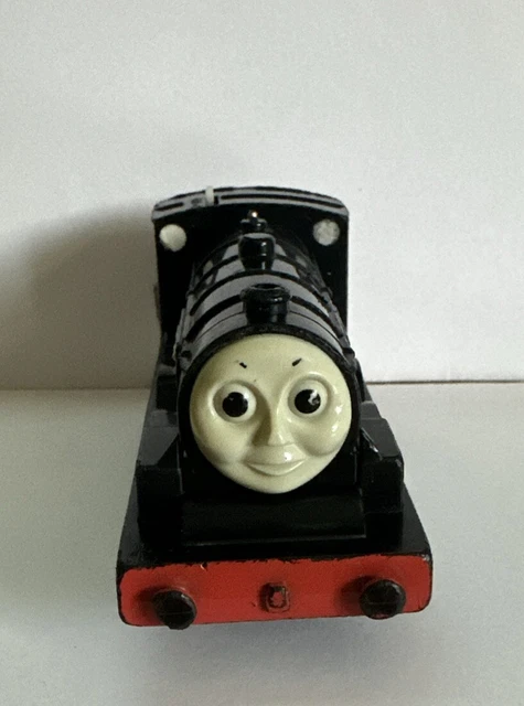 TOMY TRACKMASTER MATTEL 2009 thomas the tank engine battery train £13. ...