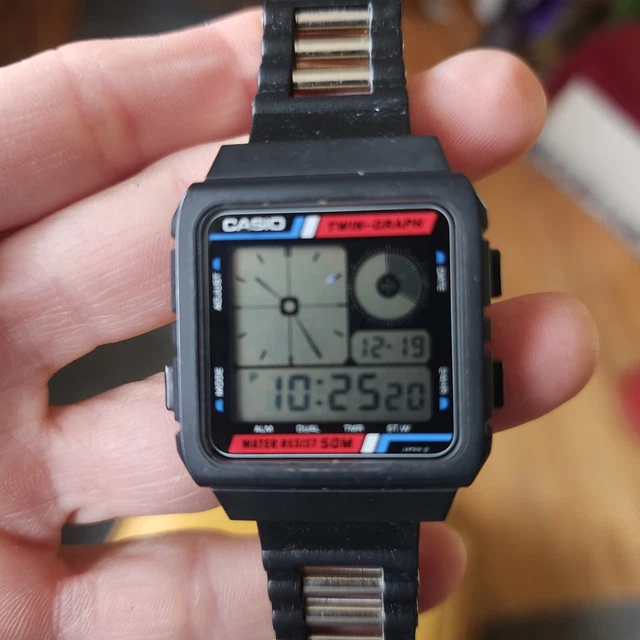 OROLOGIO VINTAGE TWIN-GRAPH Casio 588 Ae-20W Digitale Lcd Giapponese ...