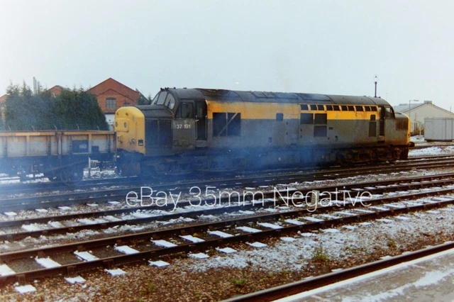 35MM NEGATIVE - Diesel Class 37 37191 Locomotive Derby 6/1/98 £1.99 ...
