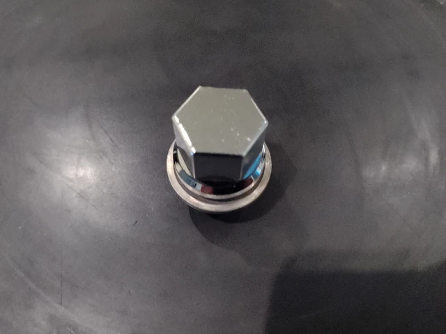 FORD CHROME WHEEL Nut, Possibily Genuine Nos - Fiesta / Capri / Cortina ...