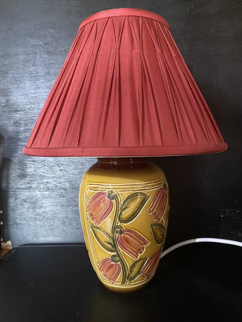 VINTAGE CROWN DEVON Pottery Floral Table Lamp - Pleated Red Fabric ...