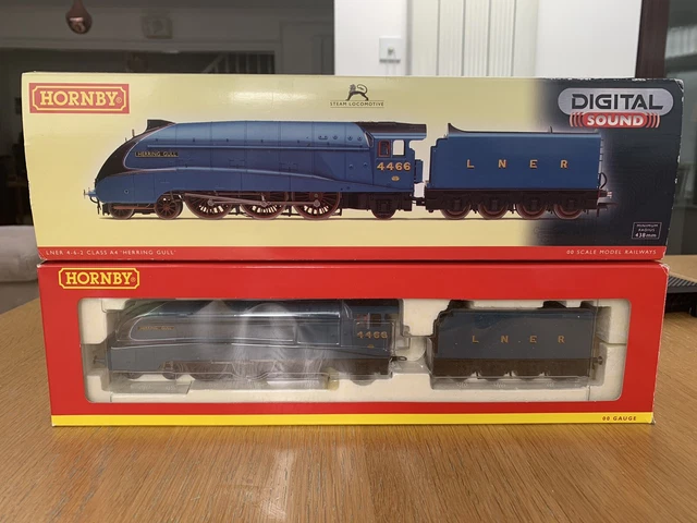 HORNBY R2805XS 4-6-2 A4 No.4466 HERRING GULL LNER Blue DCC SOUND ...