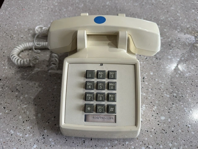 GOLD-STAR TELE-ELECTRIC CREAM colored White Telephone GS-2500 push ...
