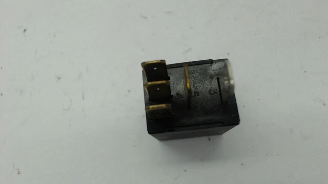 RELAIS FEUX DE Route Central Feu de Brouillard 56006846 Jeep Cherokee 4 ...