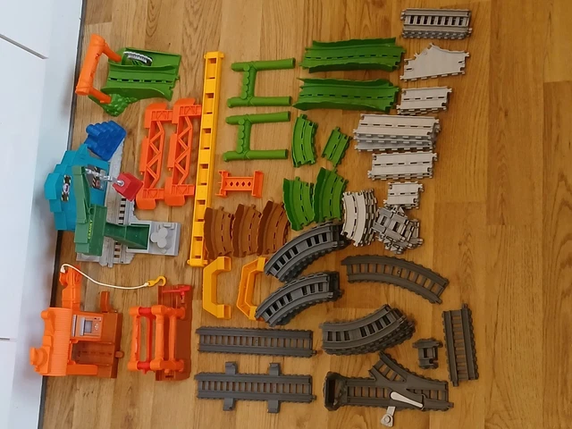 LARGE SELECTION OF Thomas The Tank Engine Trackmaster Assorted Track 69 ...