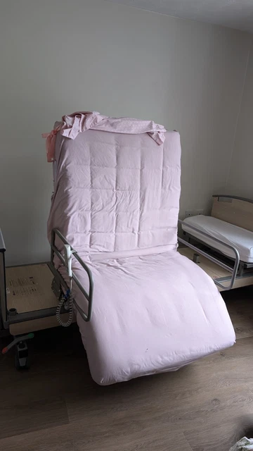 THERAPOSTURE SIT / Stand, height adjustable profiling bed - Rotoflex ...