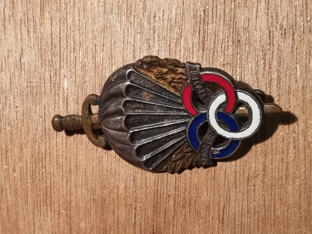 INSIGNE PARACHUTISTE EUR 15,00 - PicClick FR