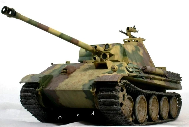 BUILT PAINTED 1:35 Panzerkampfwagen V Panther Ausf.G Tank Modell Panzer ...