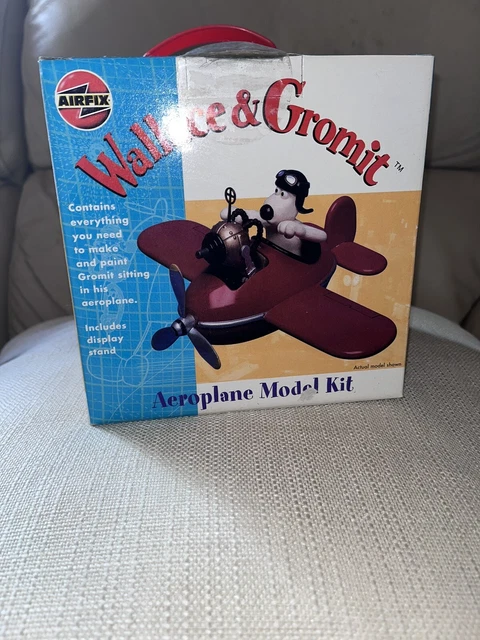 AIRFIX WALLACE AND Gromit Aeroplane Model Kit - Rare and Unopened £25. ...