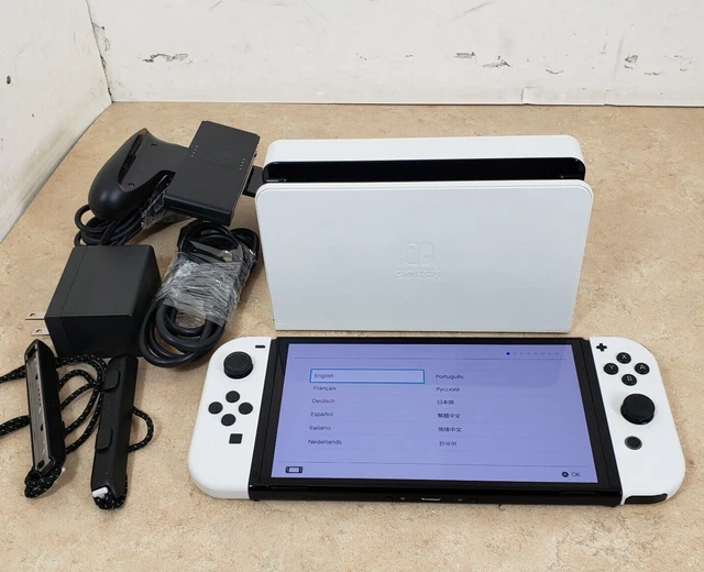 NINTENDO SWITCH OLED Model HEG-001 White Handheld Video Game Console ...