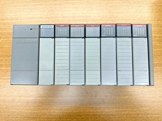 RACK AB SLC 500 avec modules 1746-A7 1747-L511 1746-IA16 1746-OA16 1746 ...