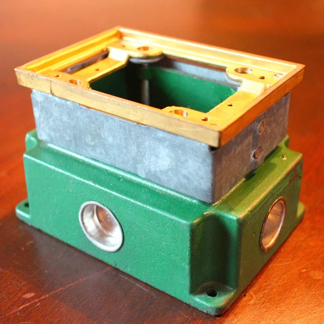 STEEL CITY SC641 Cast Iron Single Gang Floor Box with 3/4 Conduit 35.0 ...