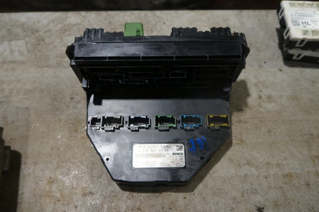 MERCEDES W204 S204 W212 Front Fuse Box Relay Control Unit SAM Module ...