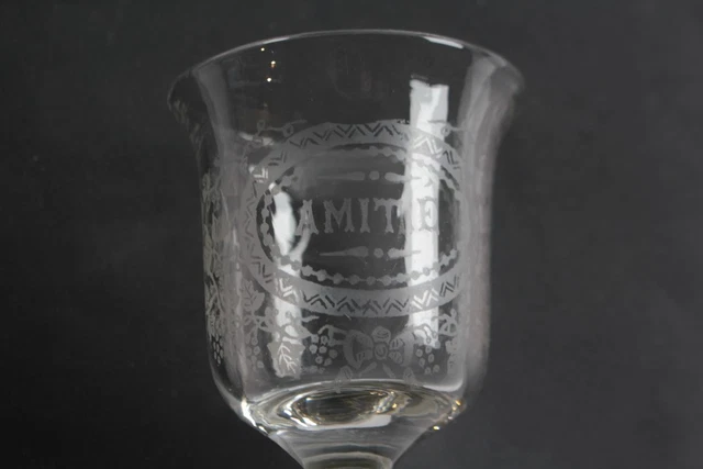 ANCIEN VERRE À pied gravé Amitié (66952) EUR 48,00 - PicClick FR
