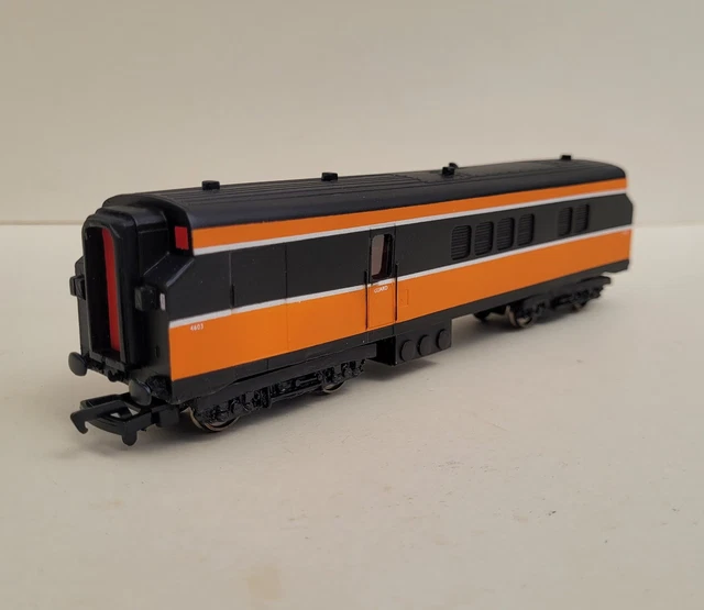 SILVER FOX OO Gauge Irish Railways 'Dutch' EGV RtR with Lower Black ...