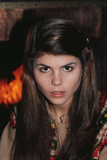 AMERICAN ACTRESS MODEL and producer Lori Loughlin US November 1980 Old ...