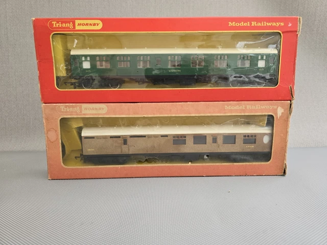 TRIANG HORNBY RAILWAY Coaches R746 & R622 £18.99 - PicClick UK