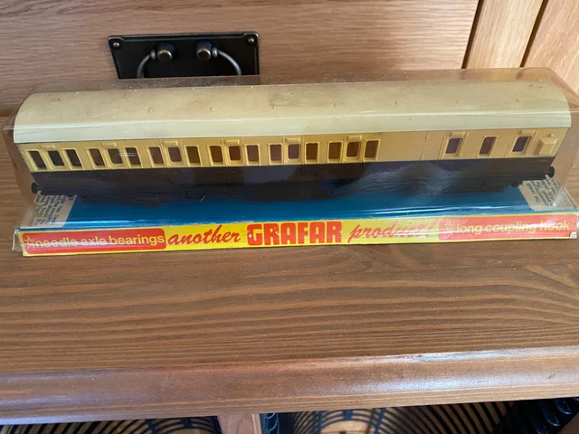 GRAFAR OO GAUGE GWR suburban brake coach boxed £7.99 - PicClick UK