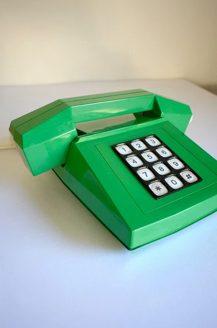 VINTAGE ITALIAN GREEN telephone 1970's - push button £179.00 - PicClick UK
