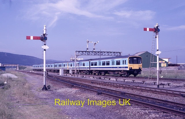 RAILWAY PHOTO 6X4 Class 150 DMU 8 car leaving Abergele Station c1986 £1 ...
