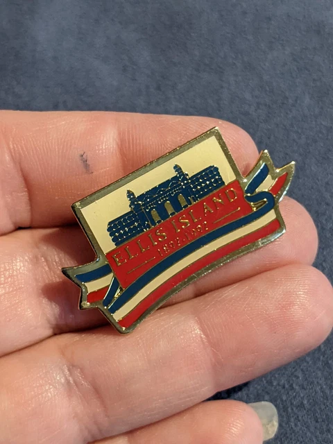 VINTAGE LAPEL PIN (A34) Enamel Ellis Island 1892-1992 $9.00 - PicClick CA