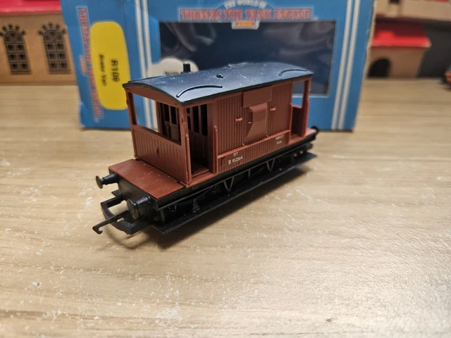 HORNBY R109 BRAKE Van with original box Thomas & Friends Tank Engine £4 ...