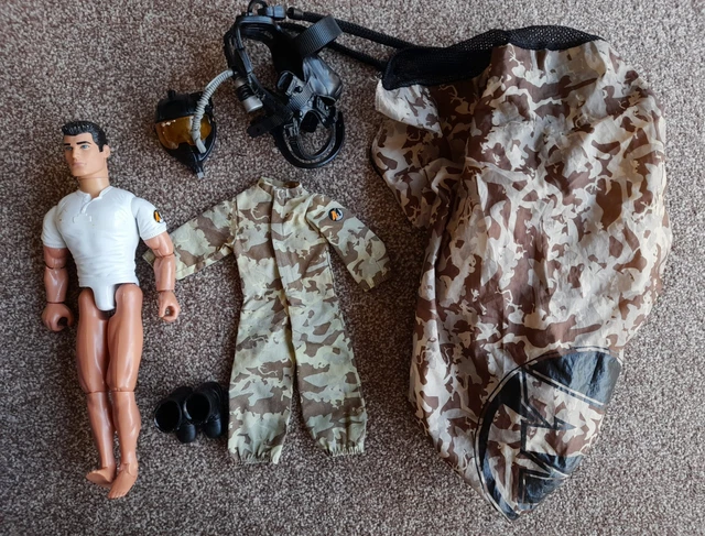 HASBRO ACTION MAN ALTITUDE ATAK Paratrooper (1998) & Parachute ...