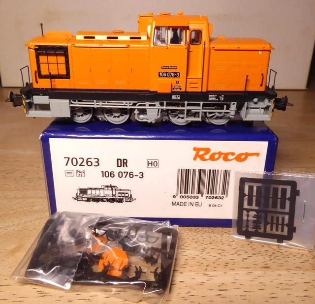 ROCO 70263 H0 locomotiva diesel BR 106 076-3 dell'epoca RDC 4 NUOVO ...