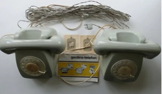 VINTAGE GEOBRA INTERCOM Telephone Set with cable, plugs & instructions ...
