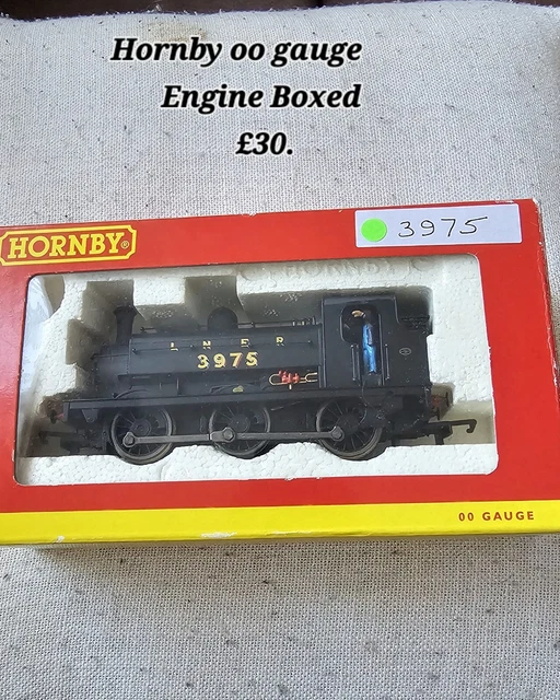 HORNBY LOCOMOTIVES OO gauge R 2400 LNER Class J25 Locomotive 3975 £25. ...