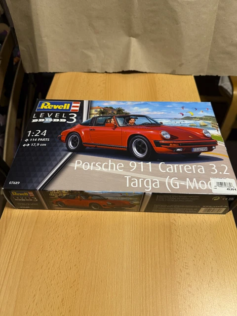 REVELL 07689 PORSCHE 911 Carrera 3.2 Targa G-Modell Modellbausatz 1:24 ...