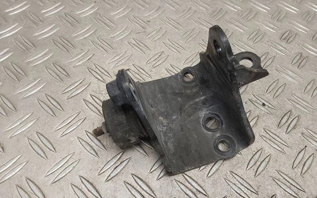 TOYOTA RAV 4 (XA40) 2018 Gearbox mounting bracket ADL21569 £49.19 ...