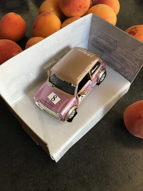 CORGI TOYS. AUSTIN Mini. Mini 7 Racing Club. Sarah Munns. 1:36. CC82238 ...