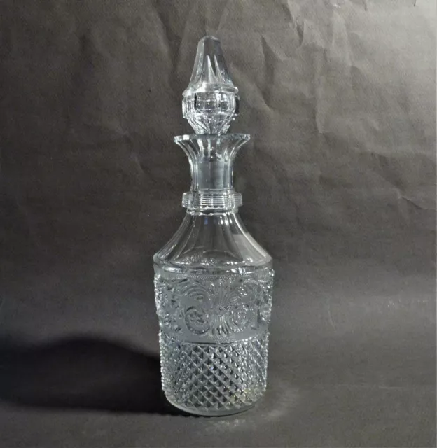 CARAFE FLACON EN cristal de Baccarat arabesques XIXe Louis Philippe EUR ... CARAFE FLACON EN cristal de Baccarat arabesques XIXe Louis Philippe EUR ...