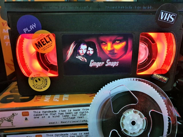 GINGER SNAPS CLASSIC Retro VHS Tape Night Light table lamp stunning L ...