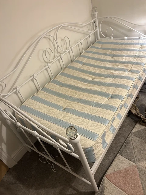 SINGLE BED WITH mattress used £30.00 - PicClick UK