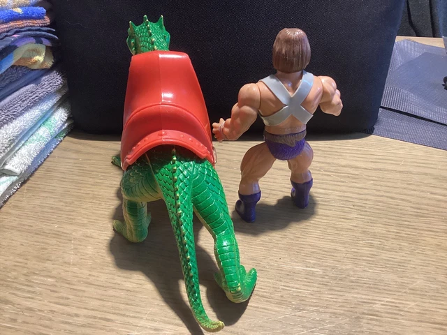 FIGURINE CONAN THE King Et Dragon- Remco Delavennat 1982 Ko Maîtres ...
