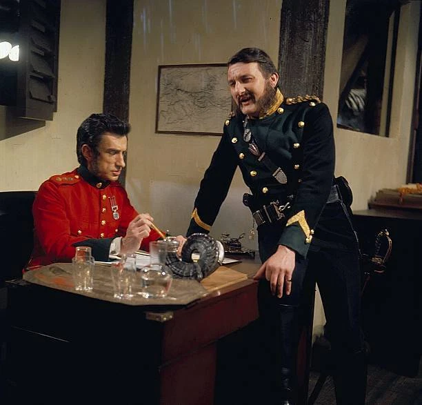 PETER JEFFREY ON Right With Australian Born Actor Alex Scott 1960s Old ...