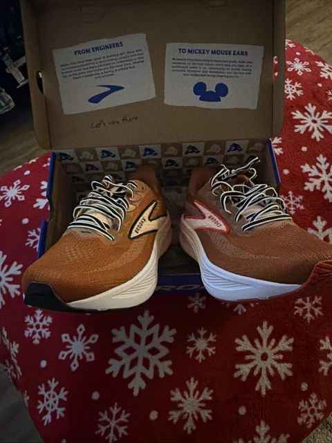 BROOKS X RUN Disney 2026 Ghost 17 Chip And Dale Shoes women’s size 11.5 ...