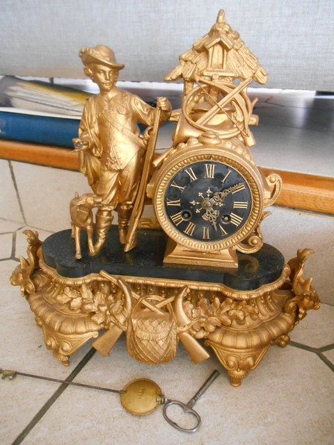 PENDULE ANCIENNE EN Regule Dore EUR 1,00 - PicClick FR