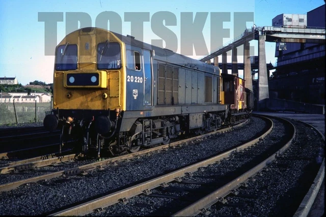 35MM SLIDE BR British Railways Diesel Loco Class 20 20220 1983 Original ...