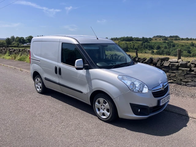 VAUXHALL COMBO 2000 1.3 CDTi Sportive NO VAT £3,495.00 - PicClick UK